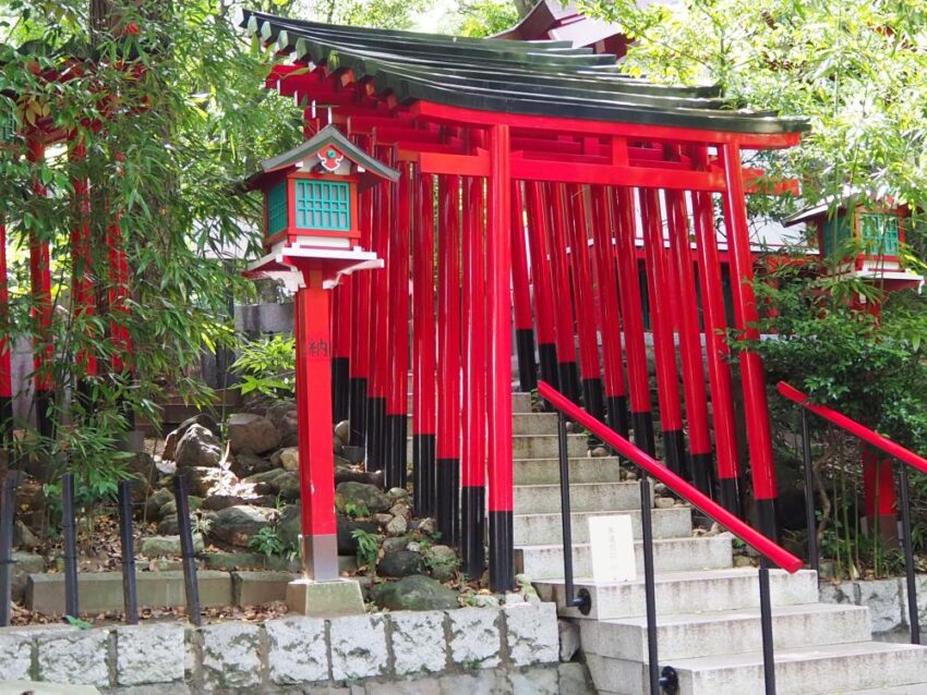 Nogi Shrine: Explore Nogizaka’s Historical and Cultural Gem